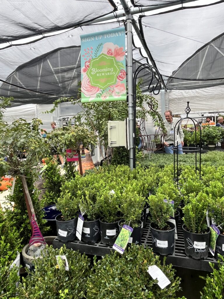 Signage - Lawn & Garden Retailer
