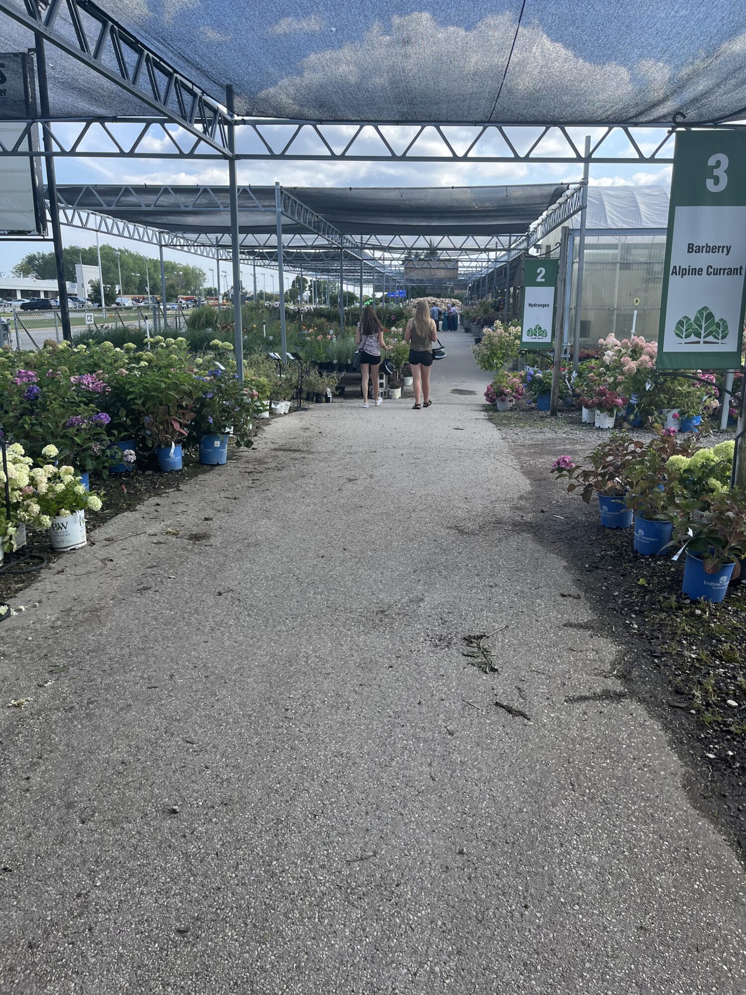 aisle - Lawn & Garden Retailer