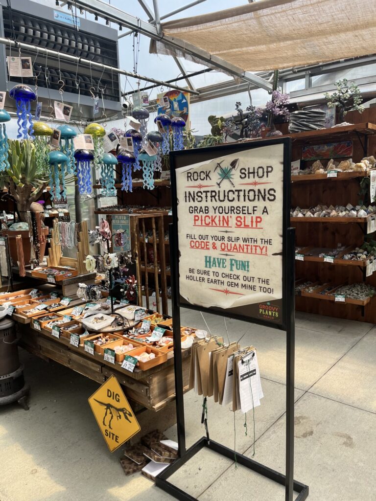 Signage - Lawn & Garden Retailer