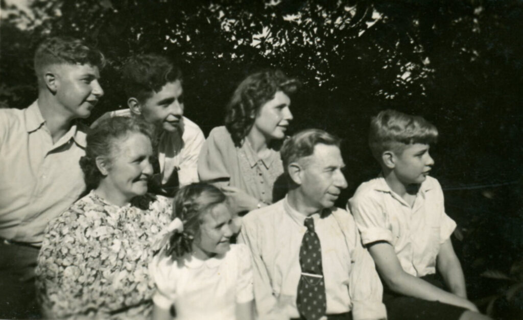 De Vroomen celebrates 100-year anniversary in 2025 - Lawn & Garden Retailer